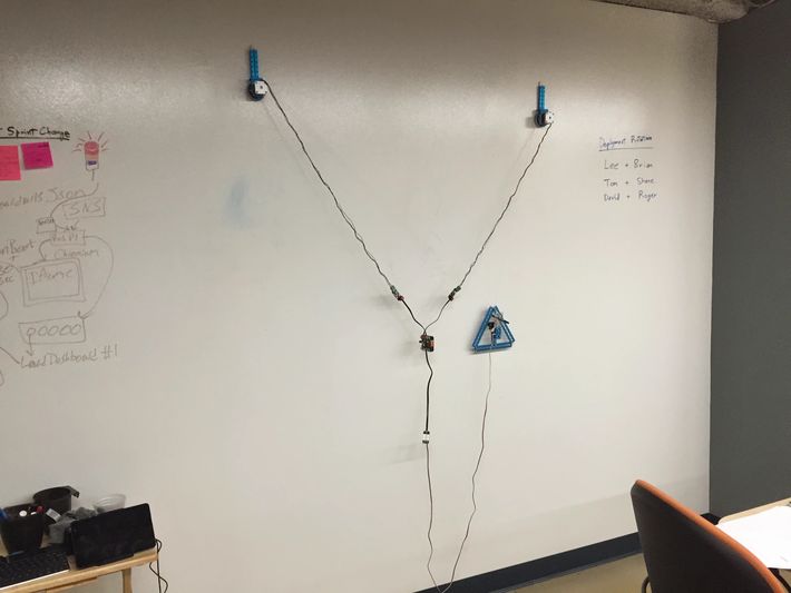 Solving an issue with wall-drawing robots - Ozmo